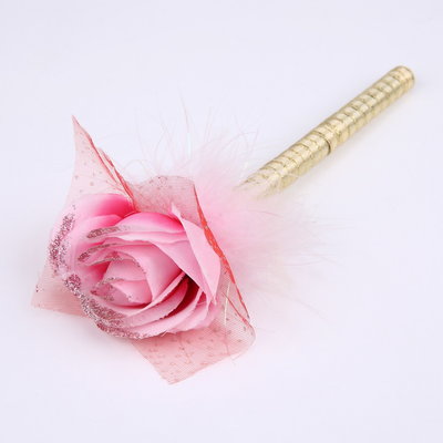 China Fashionable wedding golden gift pen signature pen rose flower design pink feather decor supplier
