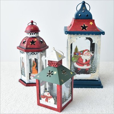China European Vintage Iron Art Home Courtyard Santa Claus Snowman Christmas lantern Candle Holder Decoration supplier