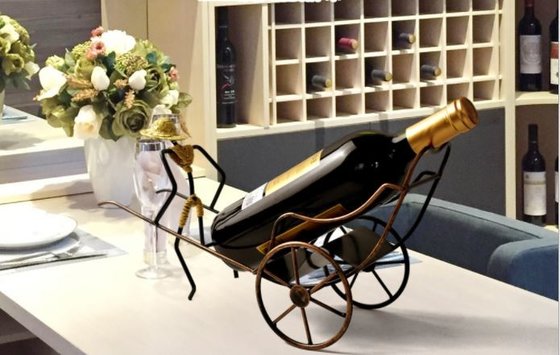 China Nostalgic Chinese Rickshaws Wine Holder for Home Decoration supplier